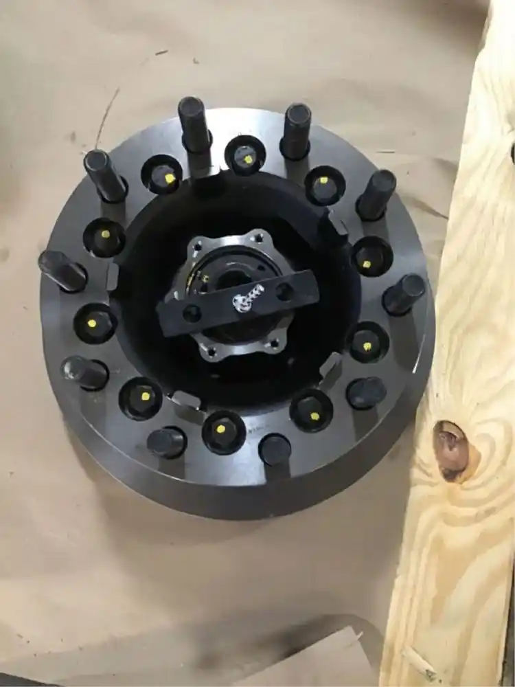 Used Wheel End, Spoke and Hub for sale | Holland Michigan United States ...