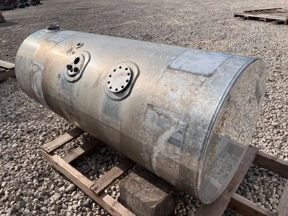 Used Kenworth Fuel Tank for sale | Strafford Missouri United States ...