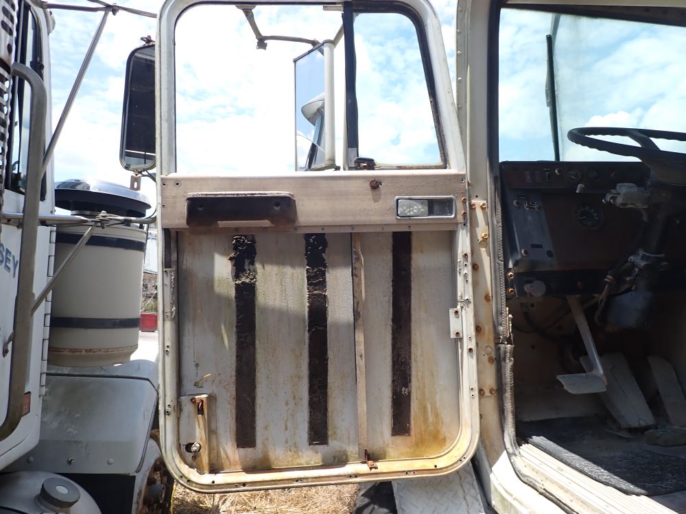 Used 1983 International F-5050; F-5070 Door for sale | Claremont North ...