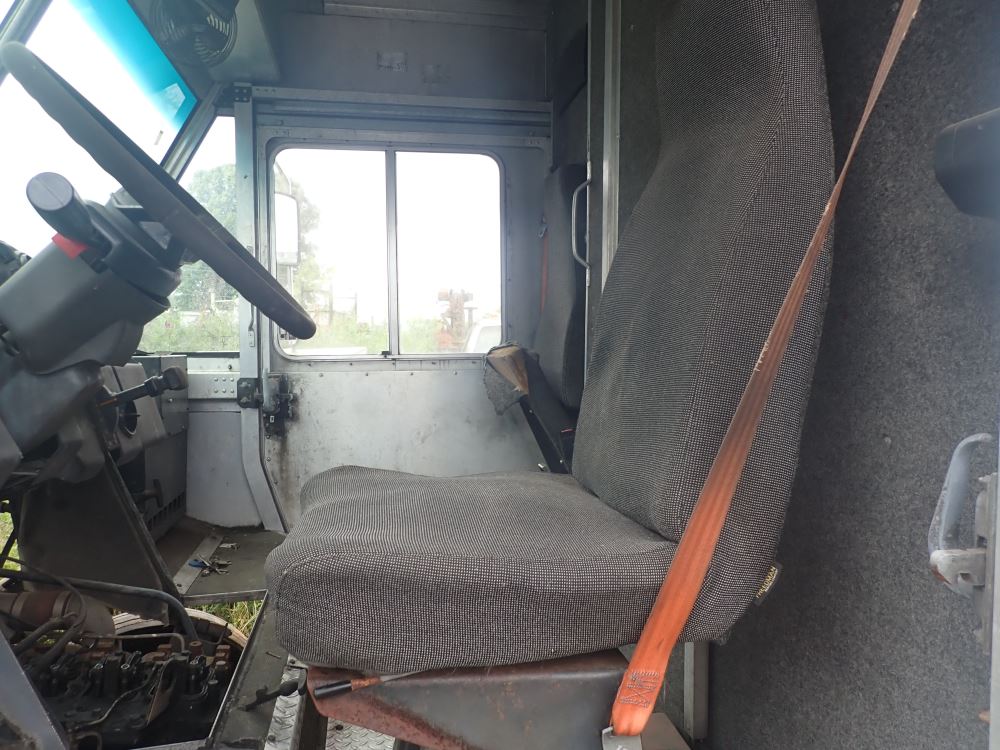 Used 1999 Freightliner MT45 Chassis Door for sale | Claremont North ...