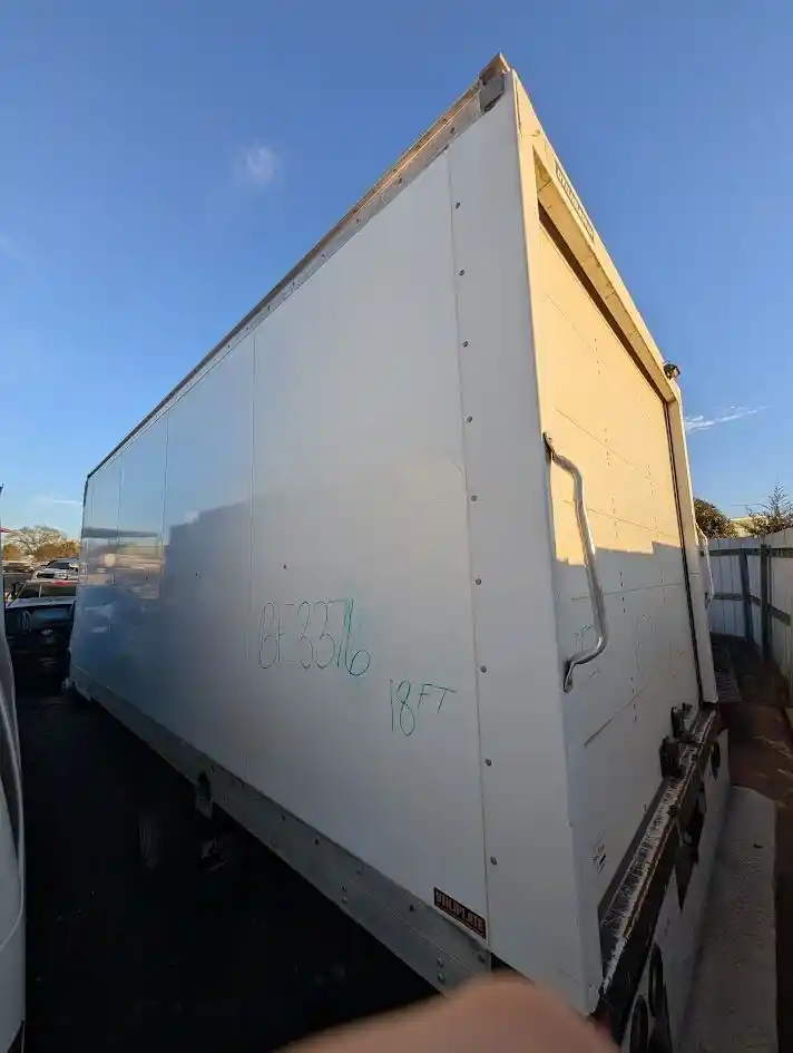 Used 2018 Van Bodies 18ft Truck Box/Body for sale | Claremont North ...