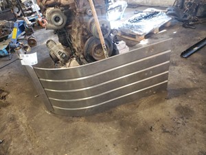 New and Used Mack CXU613 Rear Quarter Fenders for sale | TPI