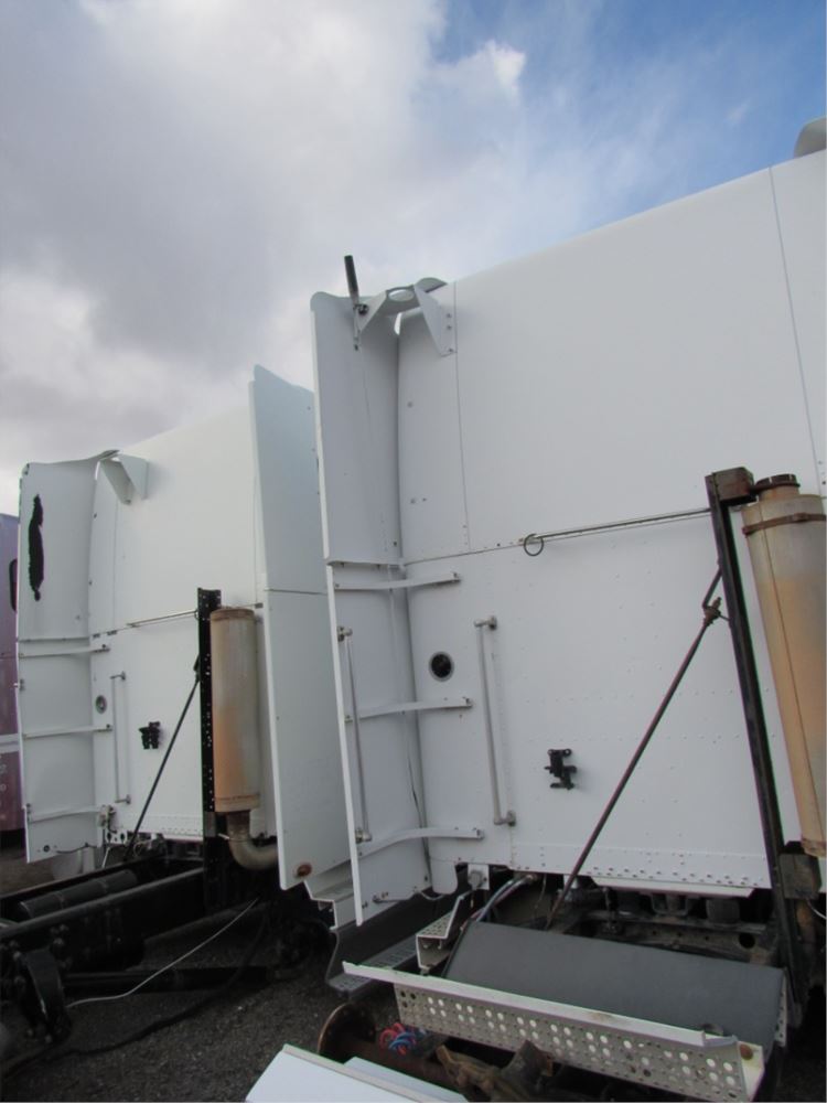 Used 1995 Freightliner FLD120 Tank Fairing for sale | Kingman Arizona ...