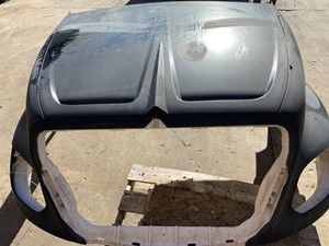 New and Used International Navistar Hoods for sale | TPI