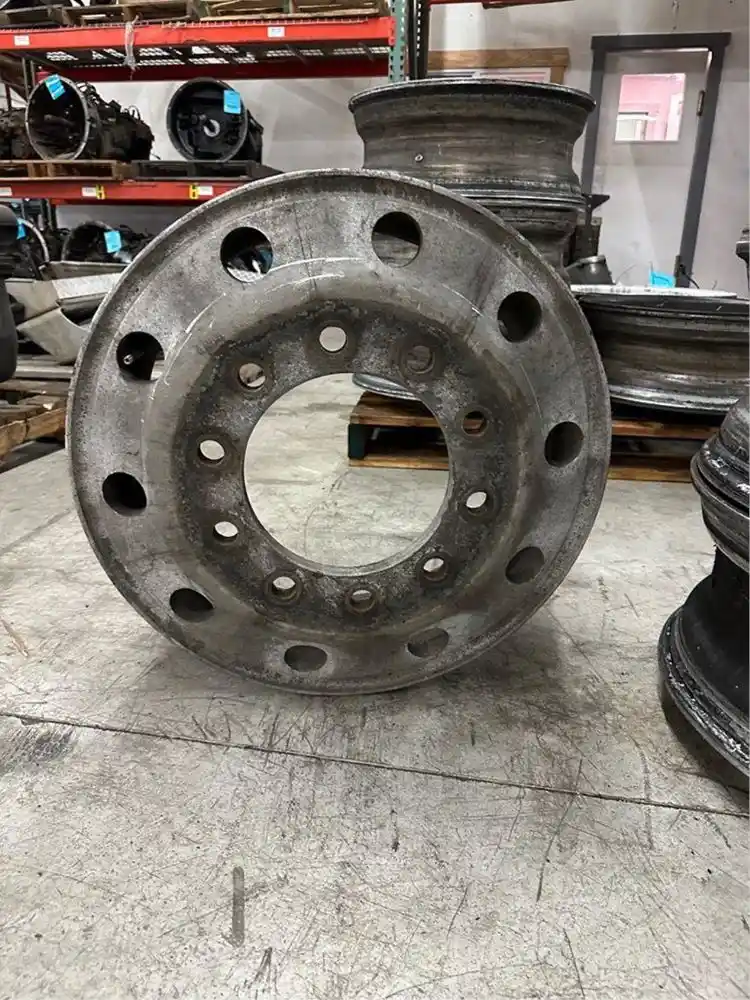 Used, Recycled, New, and Aftermarket Heavy Duty Truck Parts