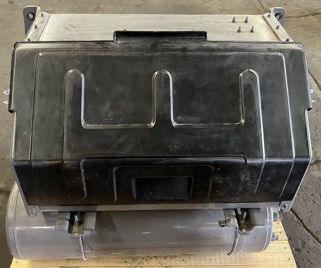 Used 2023 PETERBILT 579 Battery Box for sale | Spokane Washington ...