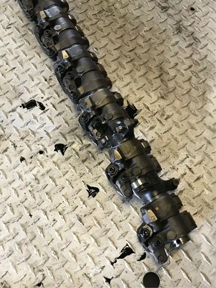 Used Detroit DD15 Rocker Arm for sale | Glenburnie Ontario Canada ...