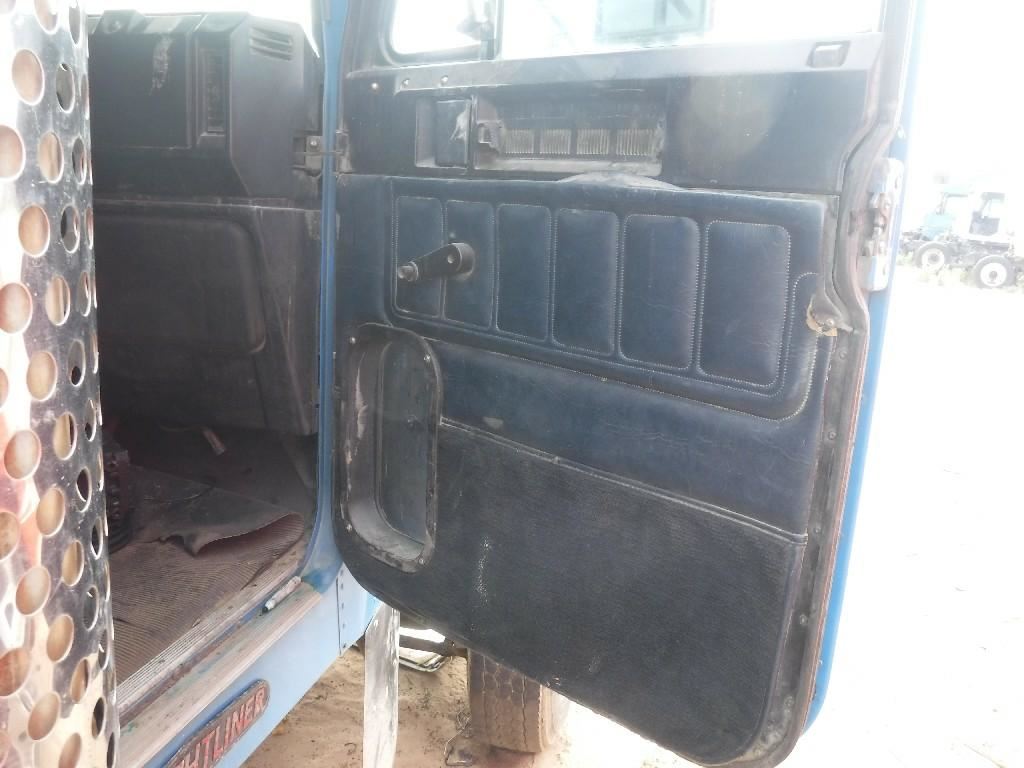 Used 1996 FREIGHTLINER FLD120 Door for sale | Hudson Colorado United ...