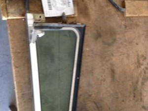 New and Used Peterbilt Door Vent Windows for sale | TPI