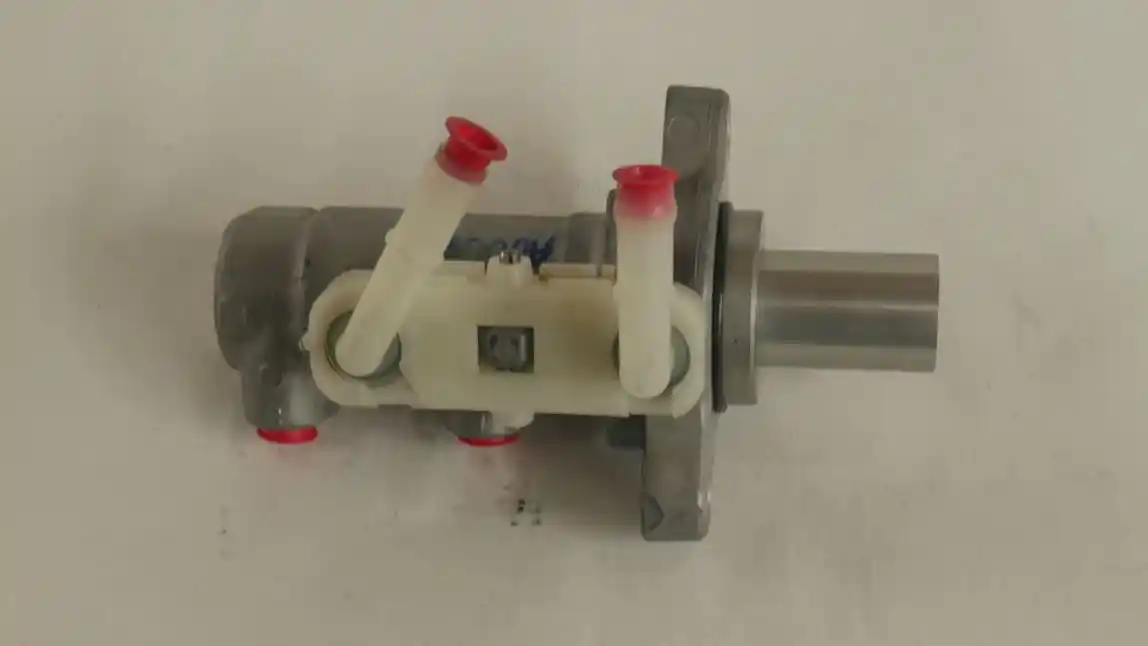 Used, Recycled, New, and Aftermarket Heavy Duty Truck Parts