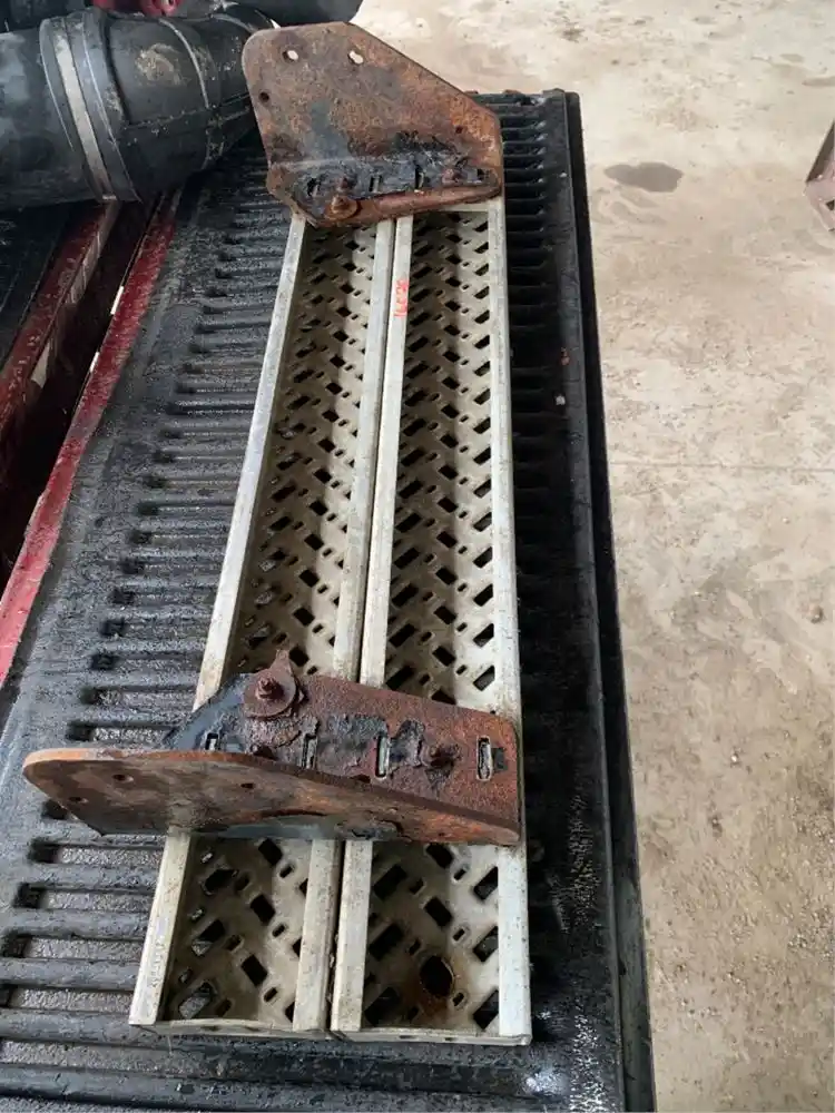 Used, Recycled, New, and Aftermarket Heavy Duty Truck Parts