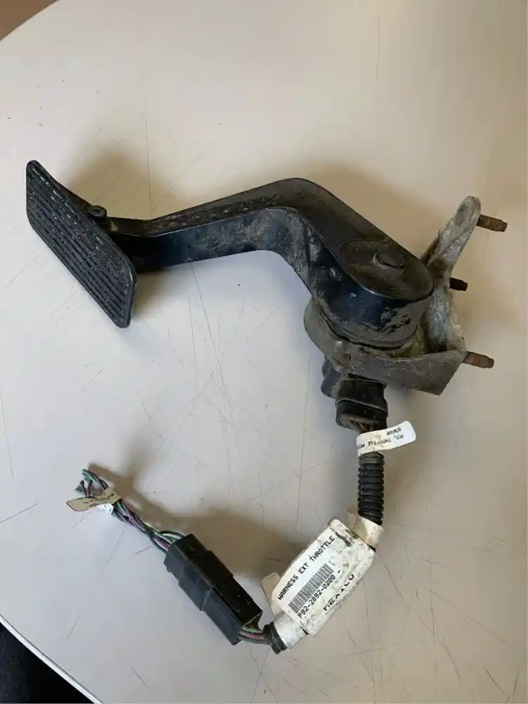 Used, Recycled, New, and Aftermarket Heavy Duty Truck Parts