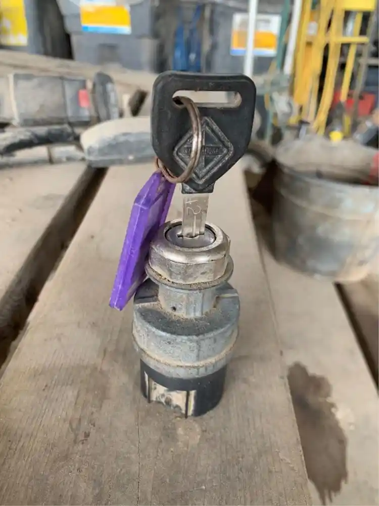 Used International 4300 Ignition Switch for sale | Bradford Ontario ...