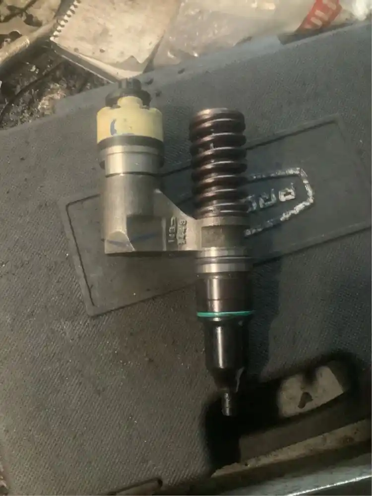 Used, Recycled, New, and Aftermarket Heavy Duty Truck Parts