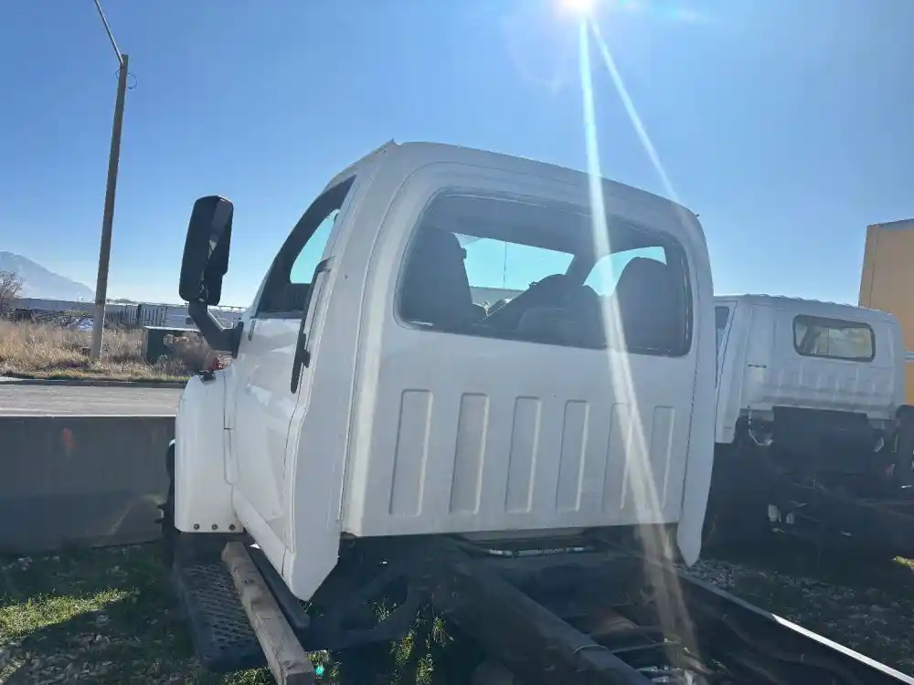 Used, Recycled, New, and Aftermarket Heavy Duty Truck Parts