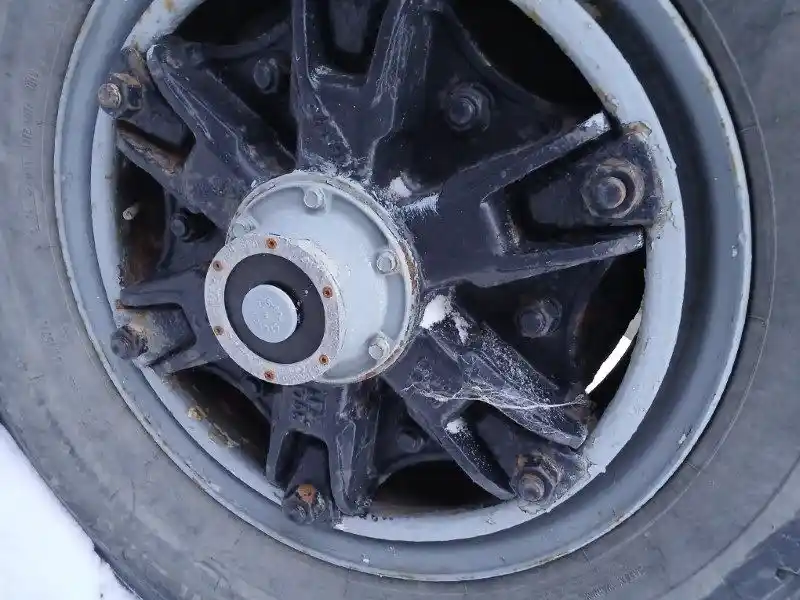 Used 1992 FORD LTS-8000 Front Axle, Complete