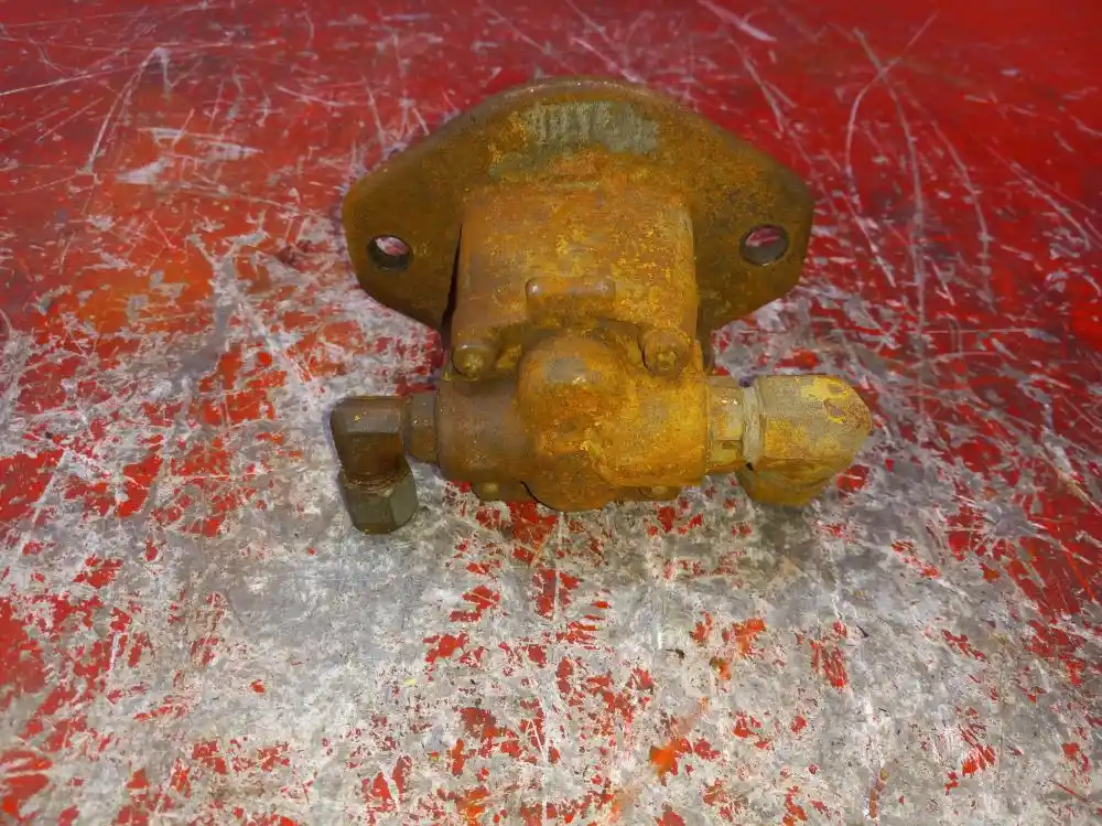Used 2008 CATERPILLAR C-15 ACERT DPF Fuel Gear Pump