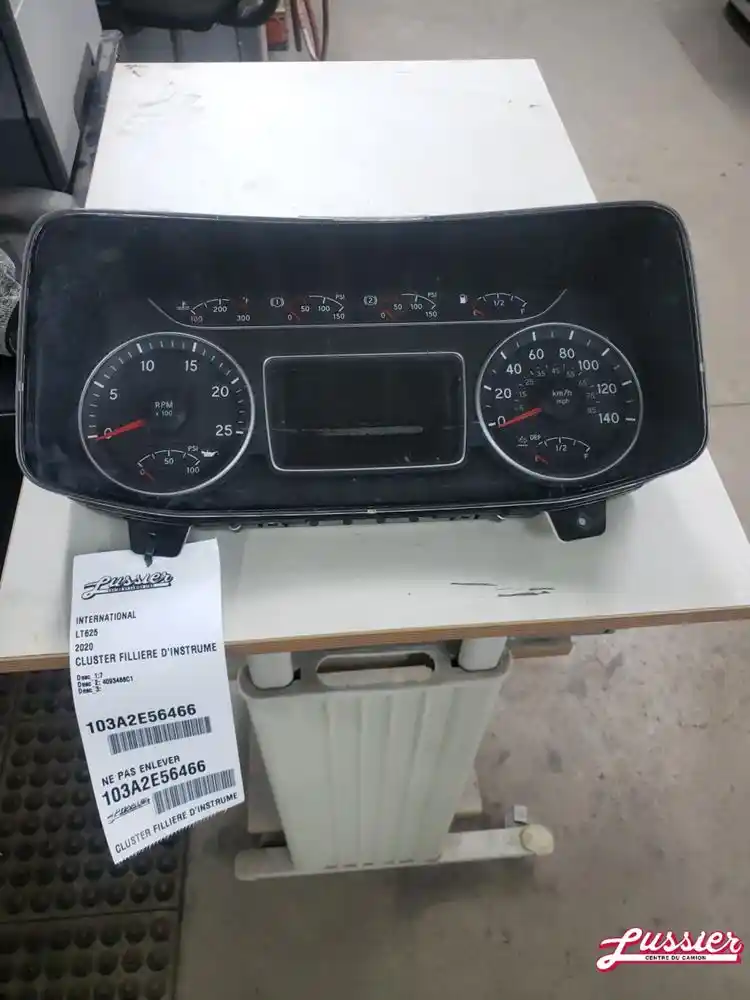 Used 2020 INTERNATIONAL LT625 Instrument Cluster for sale | Ste-Julie ...