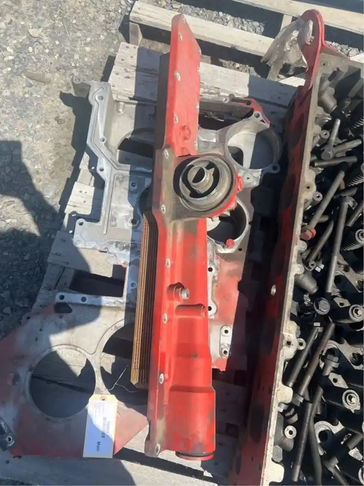 Used, Recycled, New, and Aftermarket Heavy Duty Truck Parts