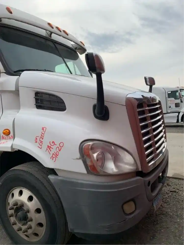 Used, Recycled, New, and Aftermarket Heavy Duty Truck Parts