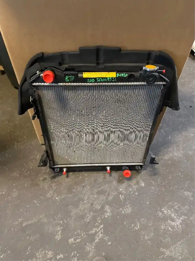 Used 2013 Isuzu NPR Radiator