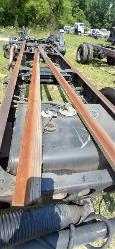 Used, Recycled, New, and Aftermarket Heavy Duty Truck Parts