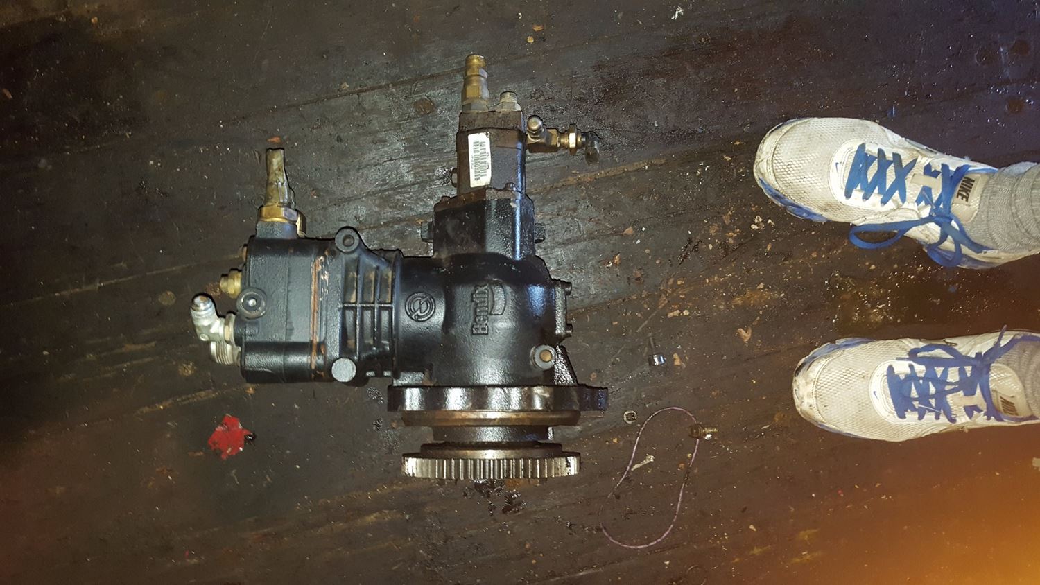 Used Bendix Air Compressor for sale | St. Andrews Manitoba Canada | Air ...