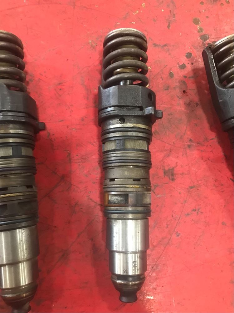 Used Cummins ISX Injector for sale | St. Andrews Manitoba Canada ...