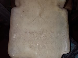 New and Used International 9200 Windshield Washer Reservoirs for sale | TPI