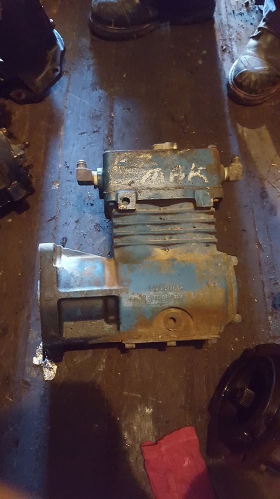 Used Mack Air Compressor for sale | St. Andrews Manitoba Canada | Air ...