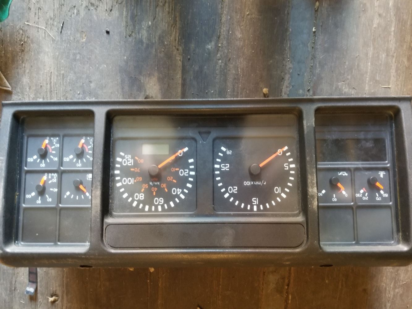 Used Volvo Instrument Cluster for sale | St. Andrews Manitoba Canada ...