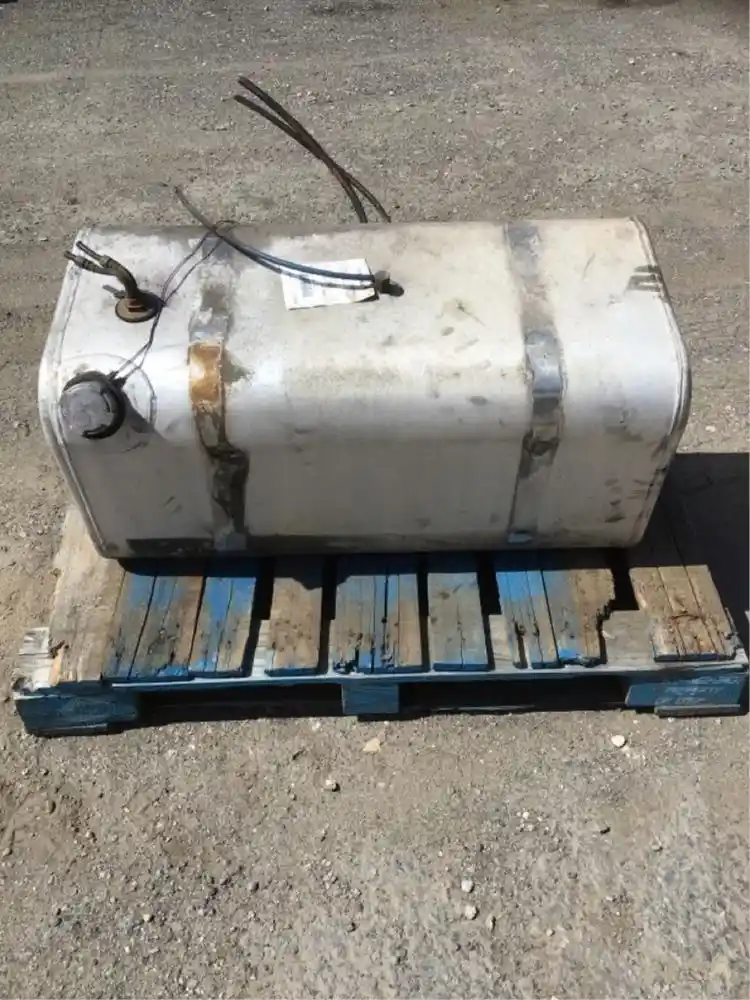 Used 2006 FREIGHTLINER M2 Fuel Tank for sale | Fitchburg Massachusetts ...