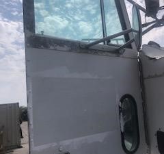 New and Used Peterbilt 385 Doors For Sale | TPI