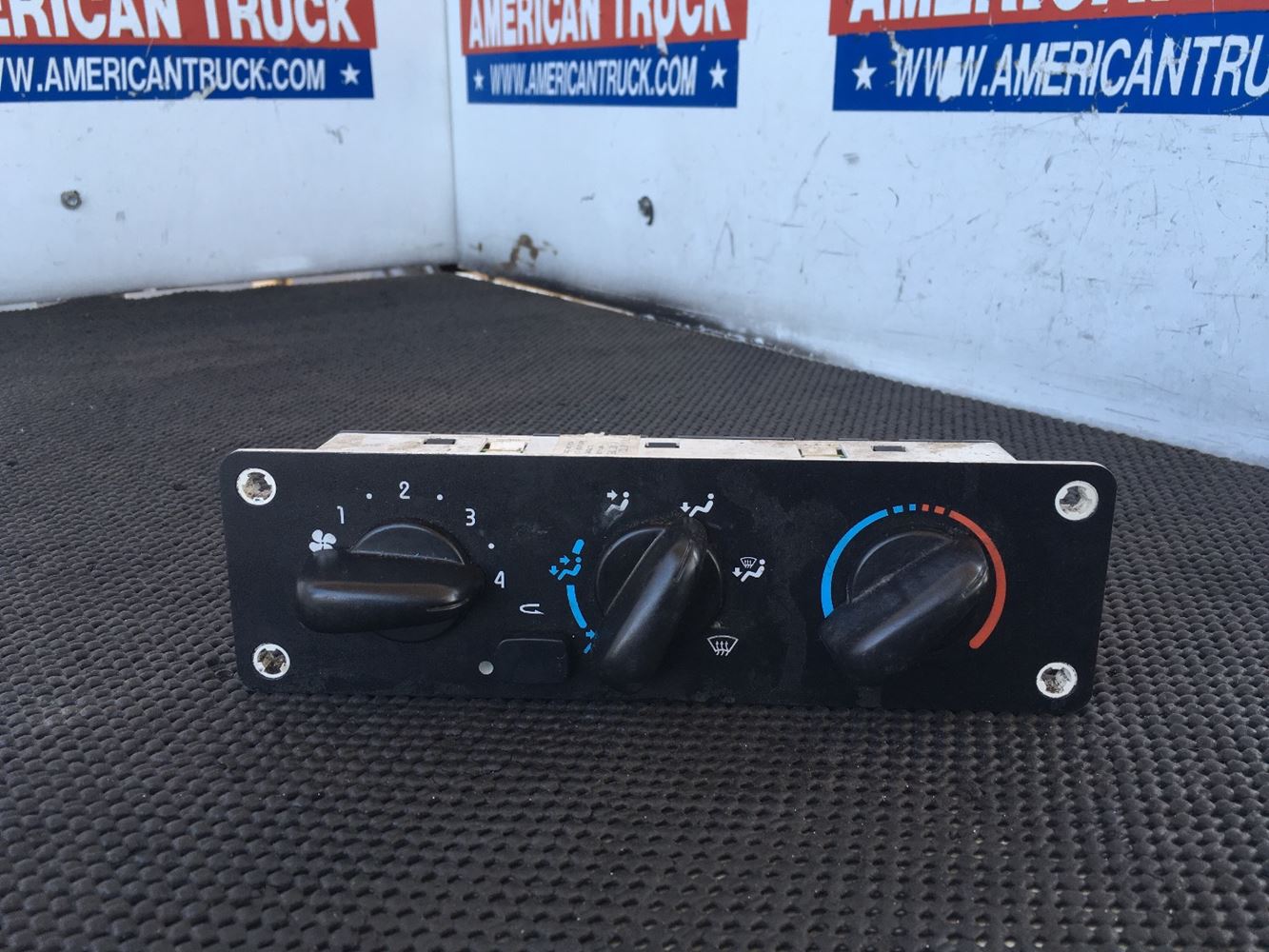 Dash Control Modules | New and Used Parts | American Truck Chrome