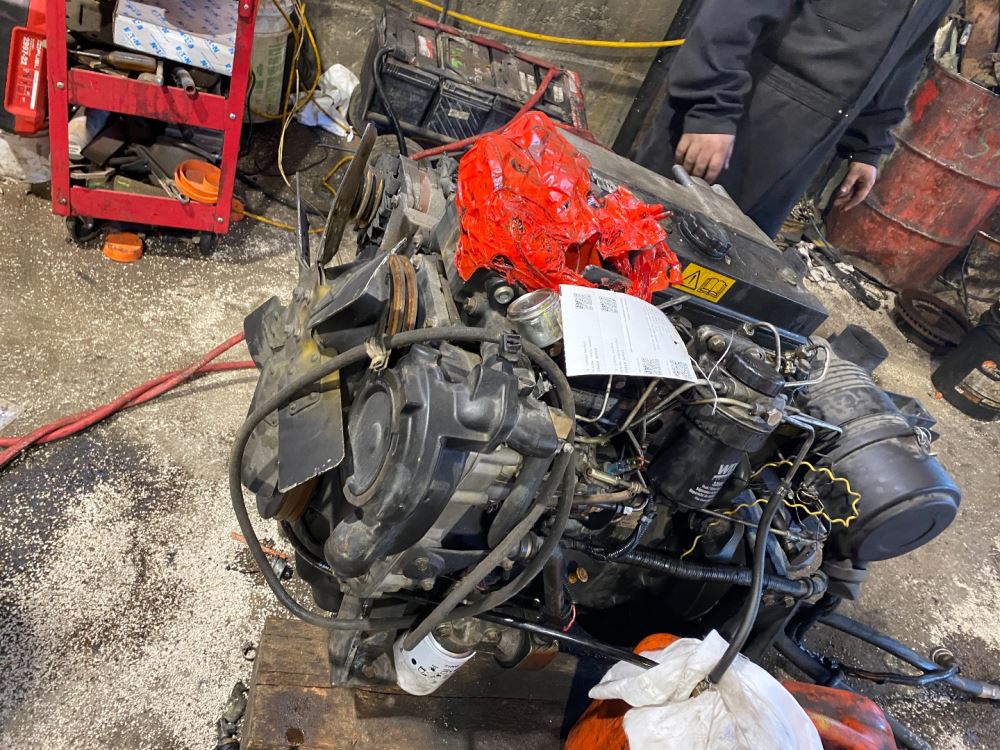 Used 2004 Perkins 4.4 Engine Assy for sale | Calgary Alberta Canada ...