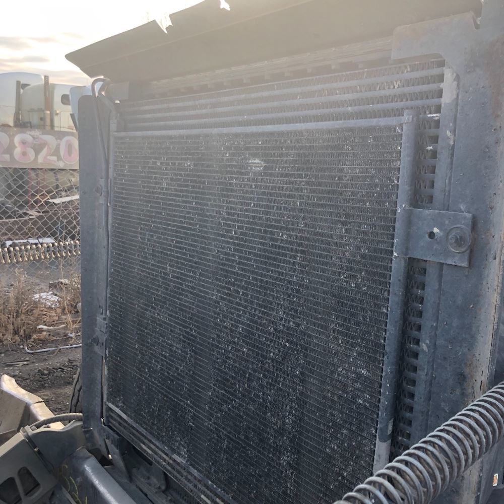 Used 2006 Peterbilt 379 Radiator for sale | Calgary Alberta Canada ...