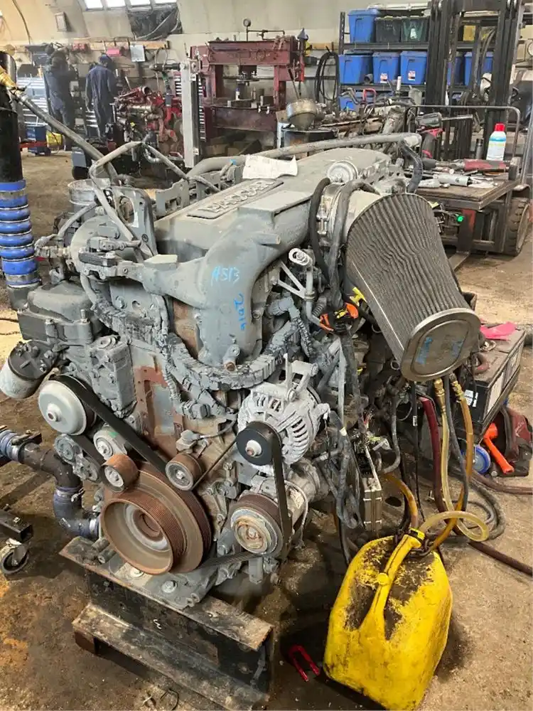 Used, Recycled, New, and Aftermarket Heavy Duty Truck Parts