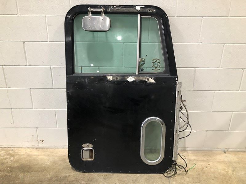 Used 2000 Peterbilt 379 Door for sale | Dorr Michigan United States ...