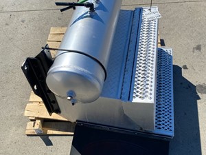 New and Used Peterbilt 389 Tool Boxes for sale | TPI