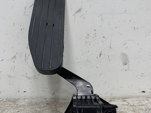 New and Used Peterbilt 579 Throttle Position Sensor For Sale | TPI