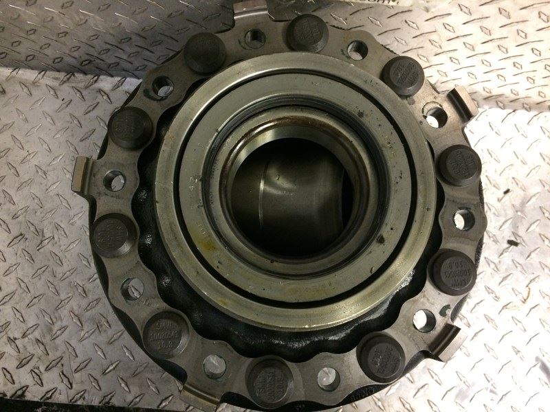 Used ConMet Wheel End, Spoke and Hub for sale | Dorr Michigan United ...