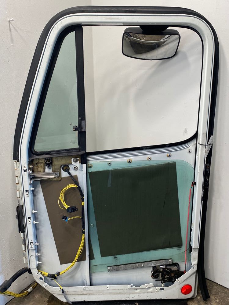 Used Freightliner Columbia Door for sale | Dorr Michigan United States ...