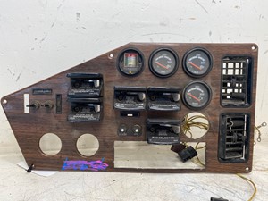 New and Used Freightliner FLD120 Interior Misc Parts for sale | TPI