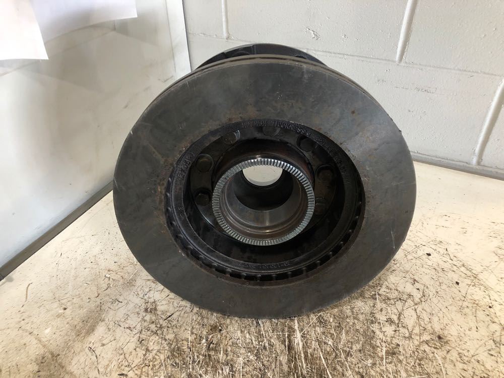 Used Meritor Wheel End, Spoke and Hub for sale | Dorr Michigan United ...