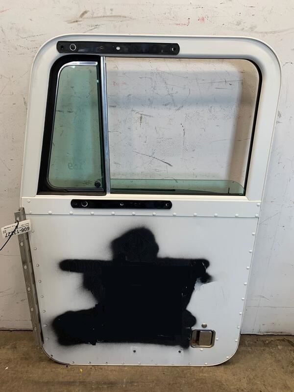 Used Peterbilt 379 Door for sale | Dorr Michigan United States | Doors ...