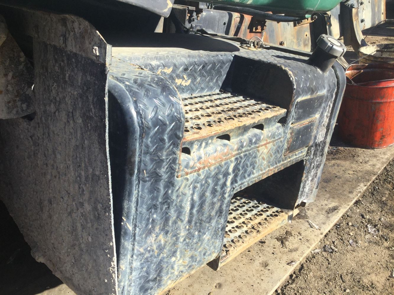 Used 1990 Mack DM690S Fuel Tank for sale | Freehold New Jersey United ...