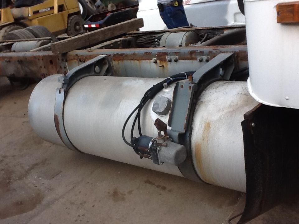 Used 1997 Freightliner COE Fuel Tank for sale | Freehold New Jersey ...
