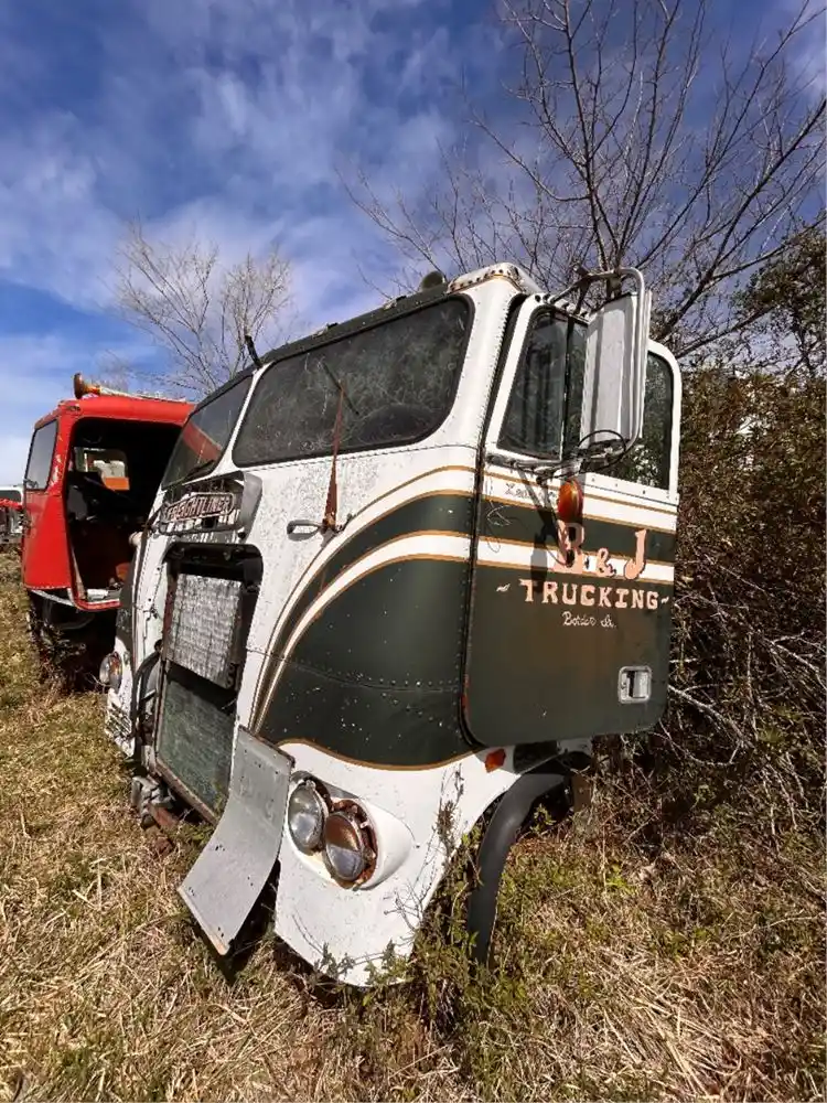 Used, Recycled, New, and Aftermarket Heavy Duty Truck Parts