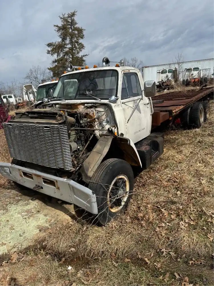 Used, Recycled, New, and Aftermarket Heavy Duty Truck Parts