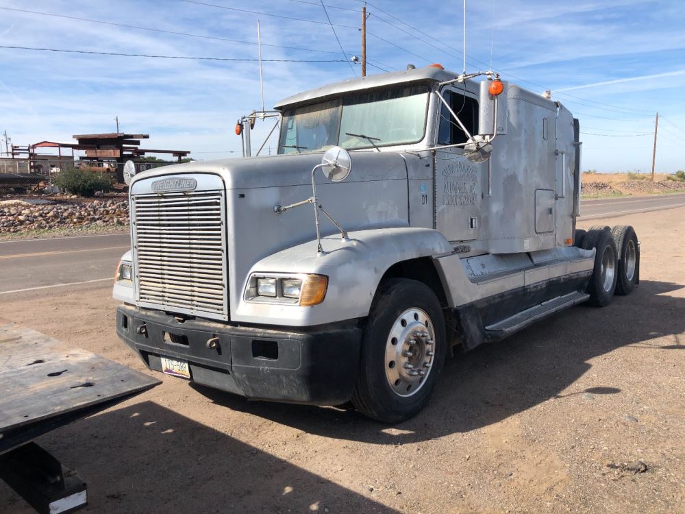 Salvage 1994 Freightliner FLD120 Truck Tractor For Parts | Laveen ...